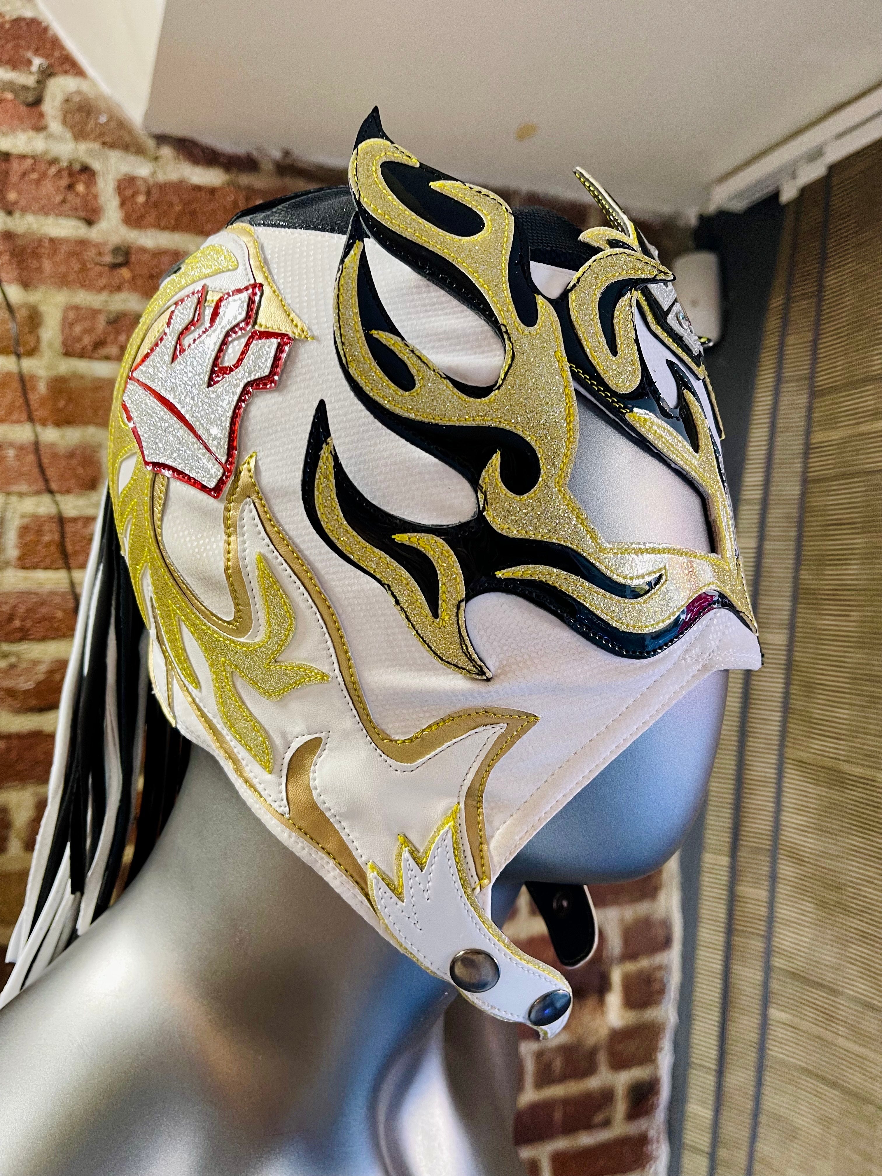 Official Lucha Masks and Match Worn Gear – Republic of Lucha